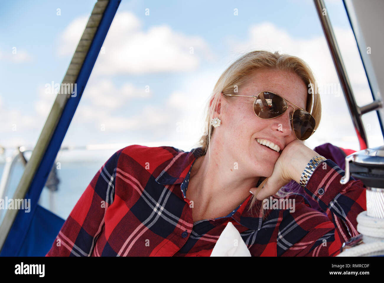 Sailing high class lifestyle Stock Photo - Alamy