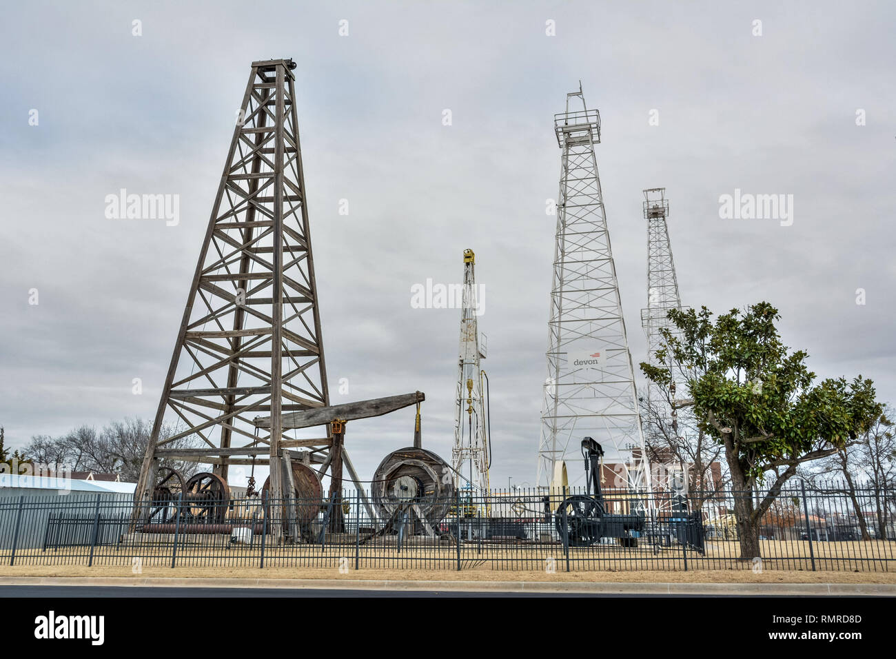 Native american rigs hi-res stock photography and images - Alamy
