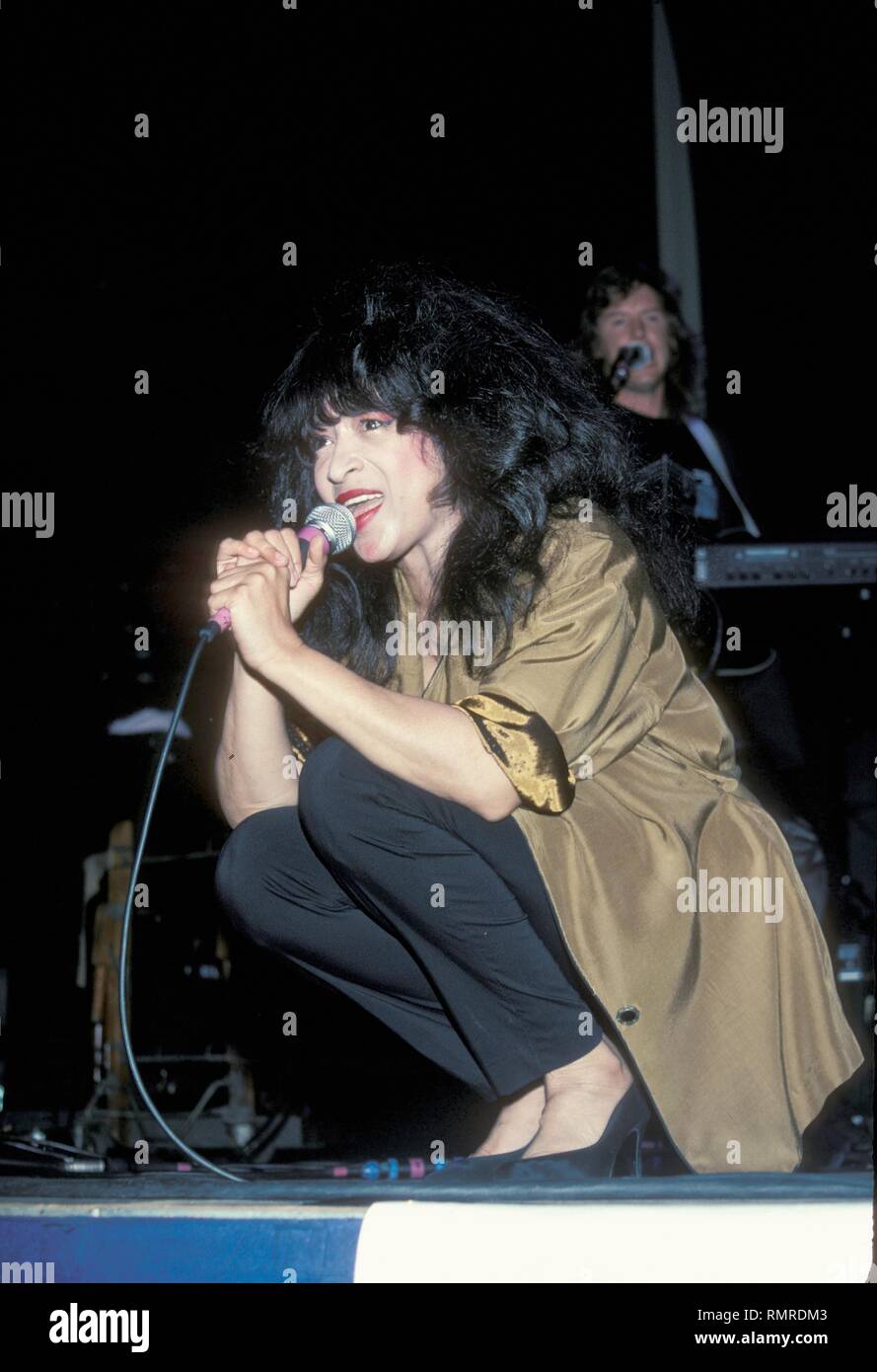 Born veronica yvette bennett hi-res stock photography and images - Alamy