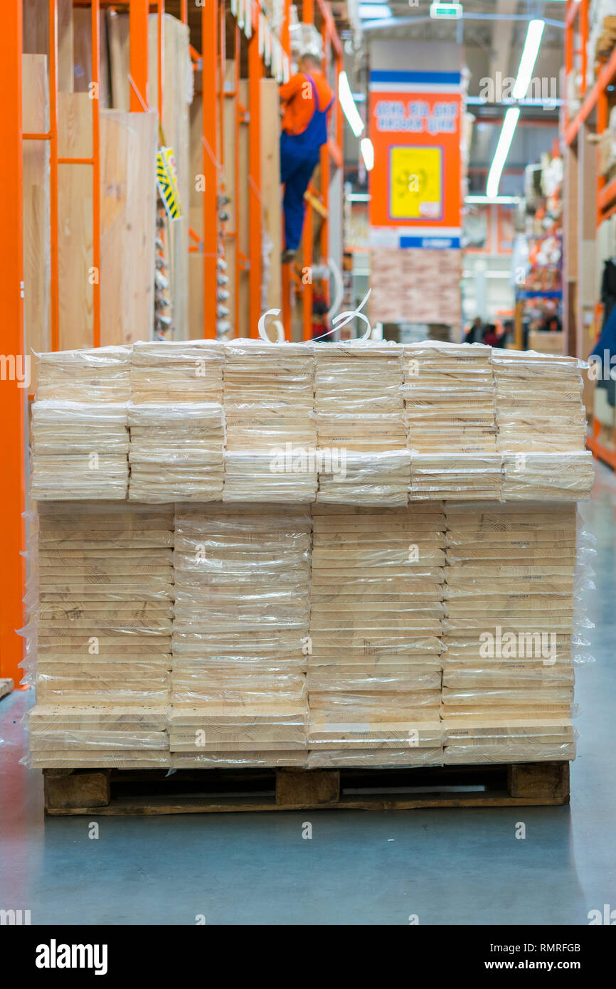 Lumber racks hi-res stock photography and images - Alamy
