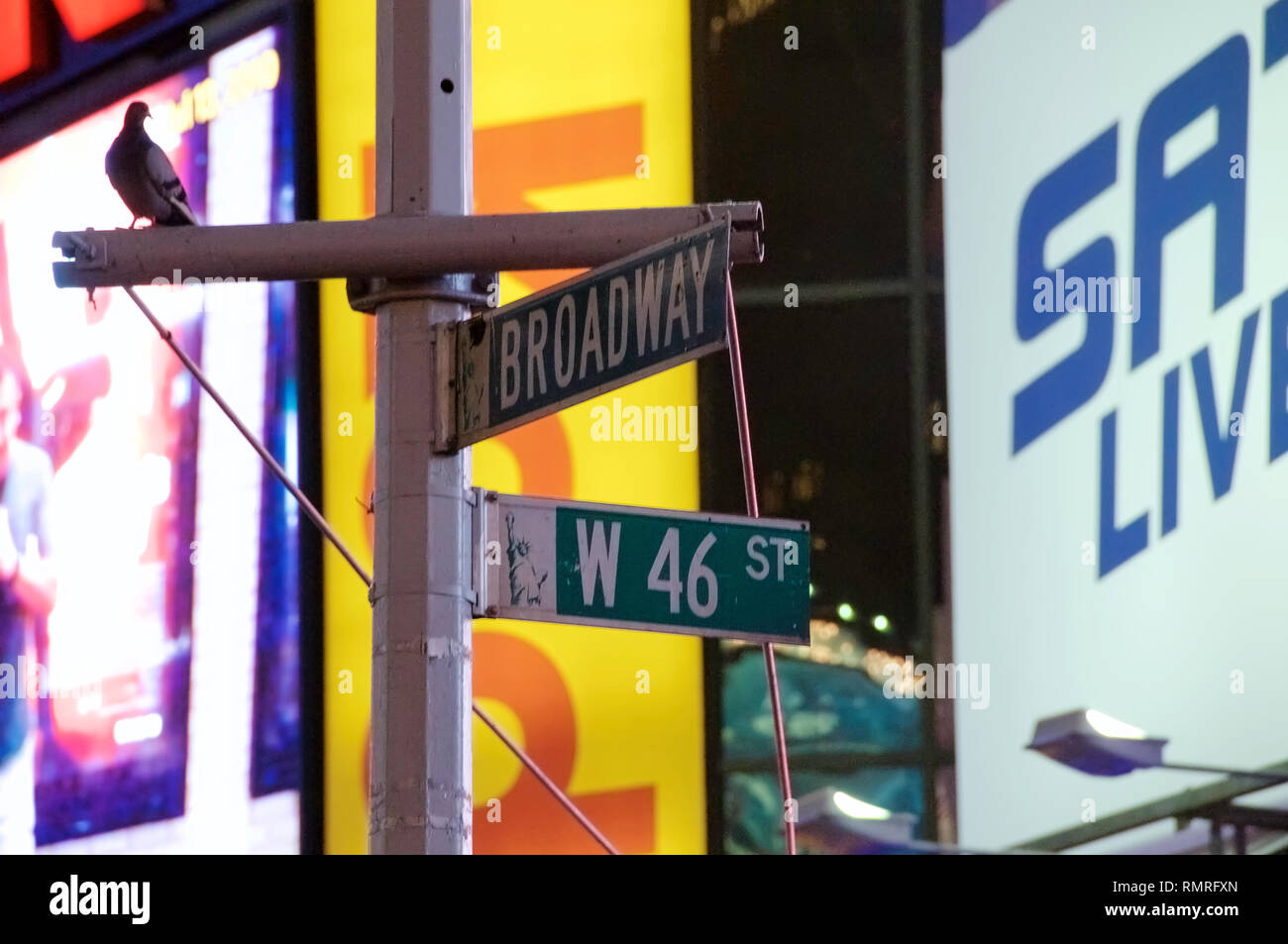 Wayfinding advertising hi-res stock photography and images - Alamy