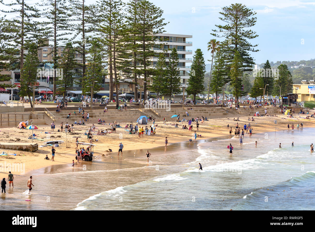 Dee why beach hi-res stock photography and images - Alamy