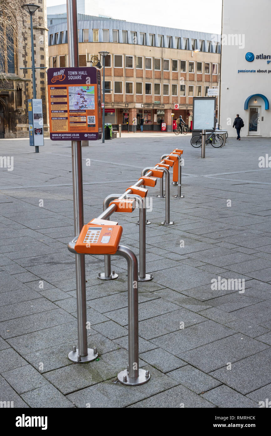 Reading bike hire hi-res stock photography and images - Alamy