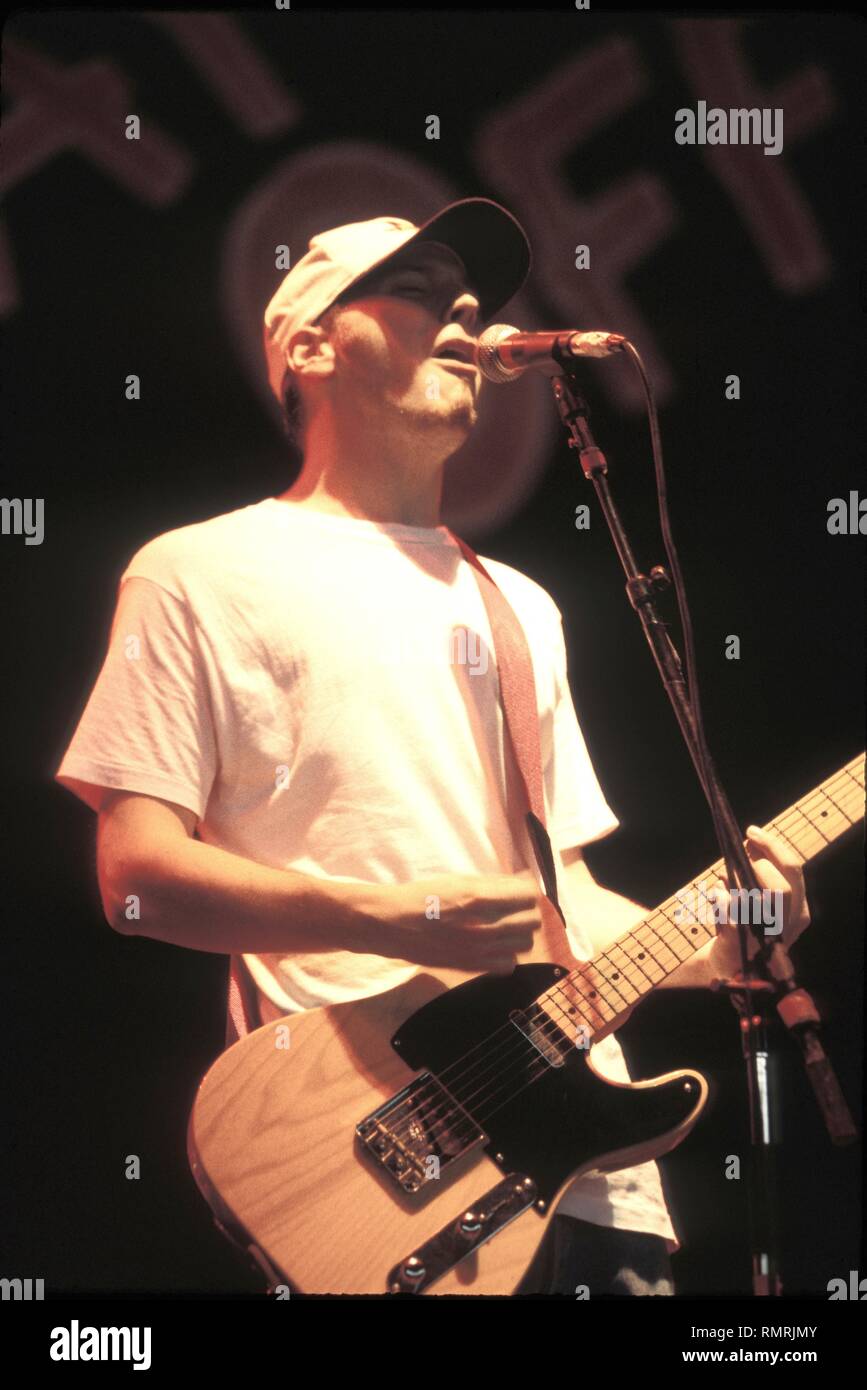 Singer & guitarist Jay Farrar of the rock band Son Volt is shown ...