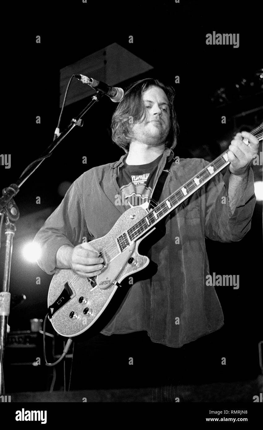 Singer, songwriter and guitarist Matthew Sweet is shown performing on ...