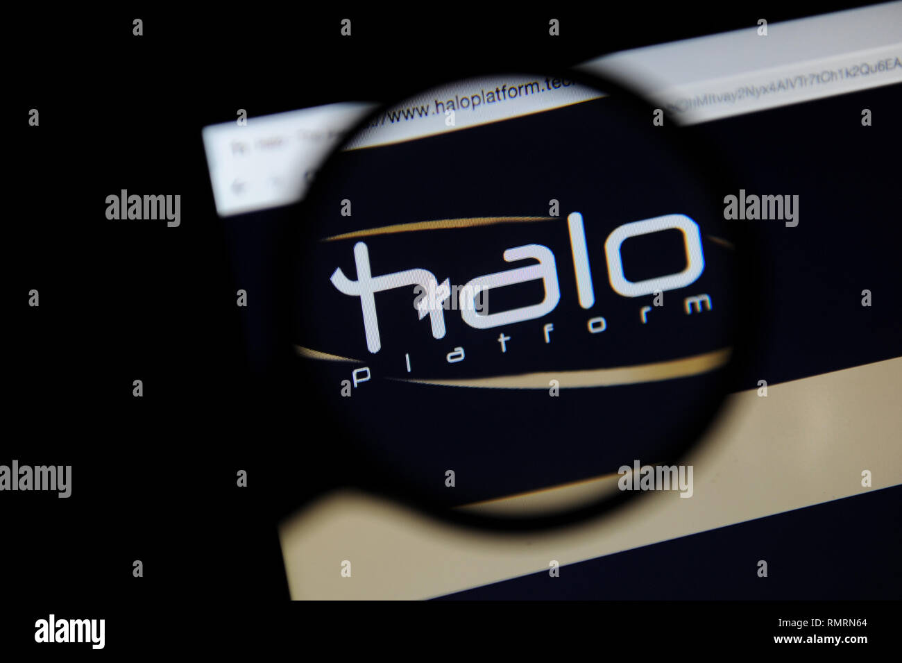 Halo logo hi-res stock photography and images - Alamy