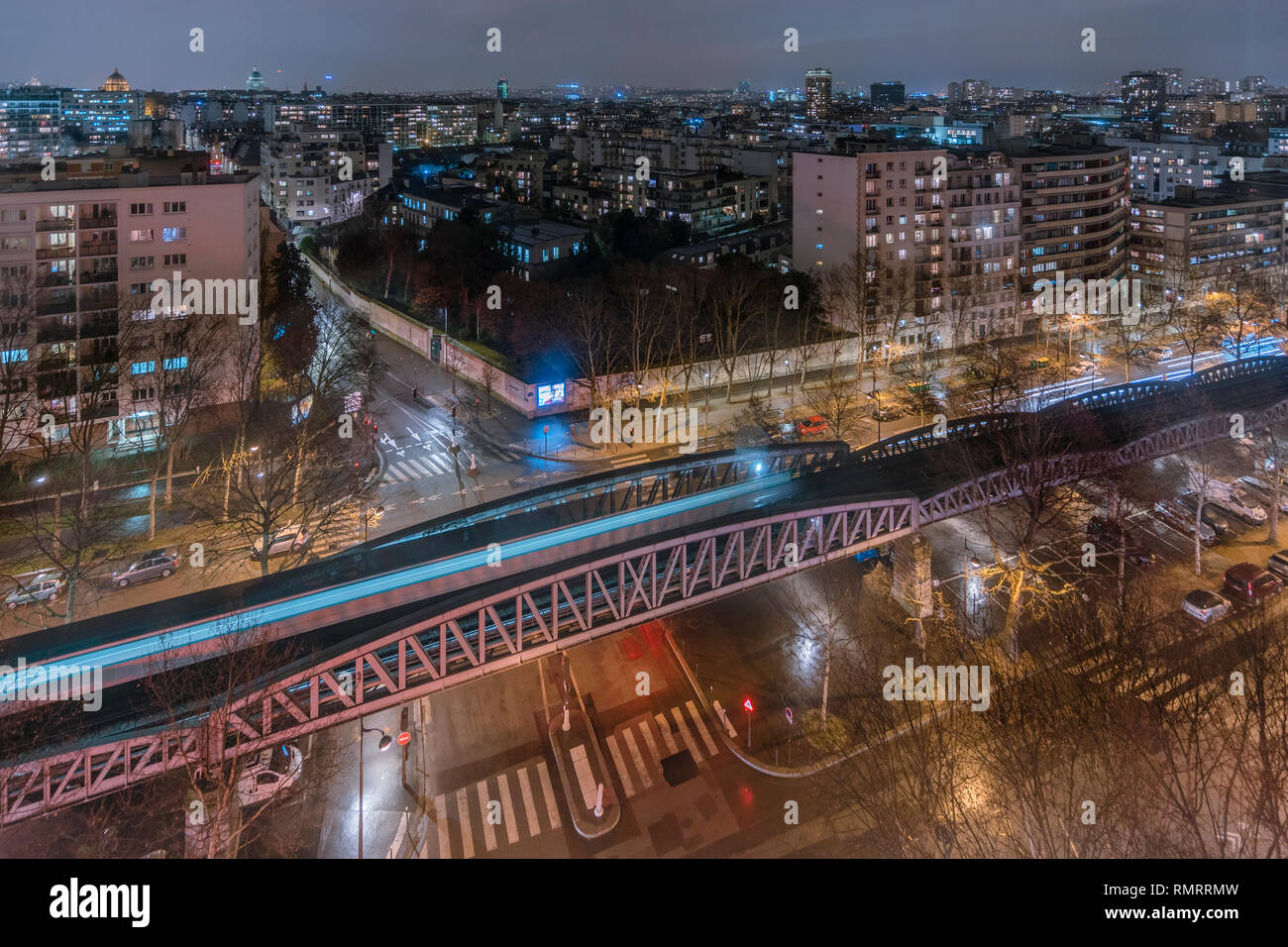 Subway bridge at night in Paris, France Stock Photo - Alamy