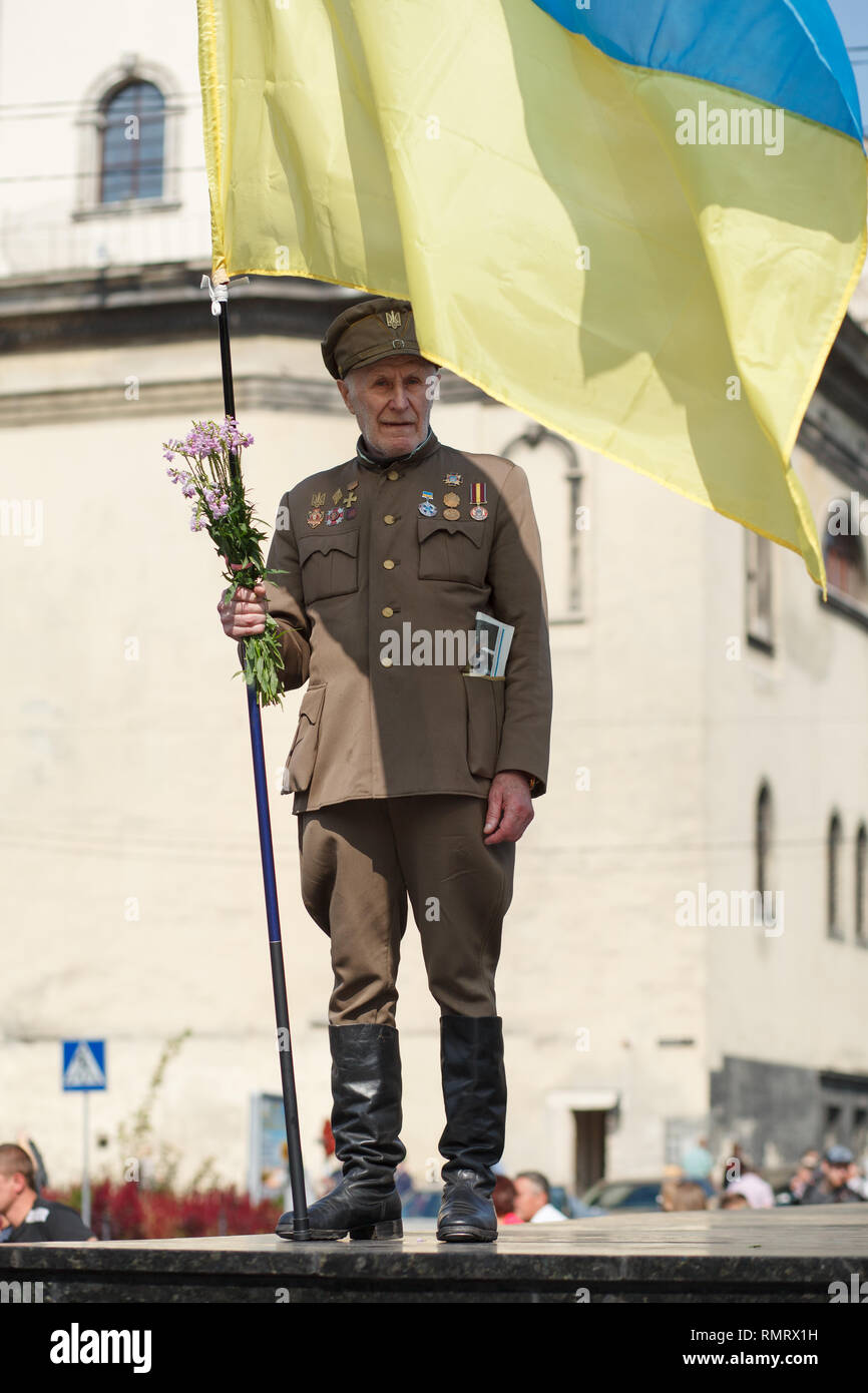 Lviv, UKRAINE - August 24, 2017: A veteran of the Ukrainian Insurgent ...