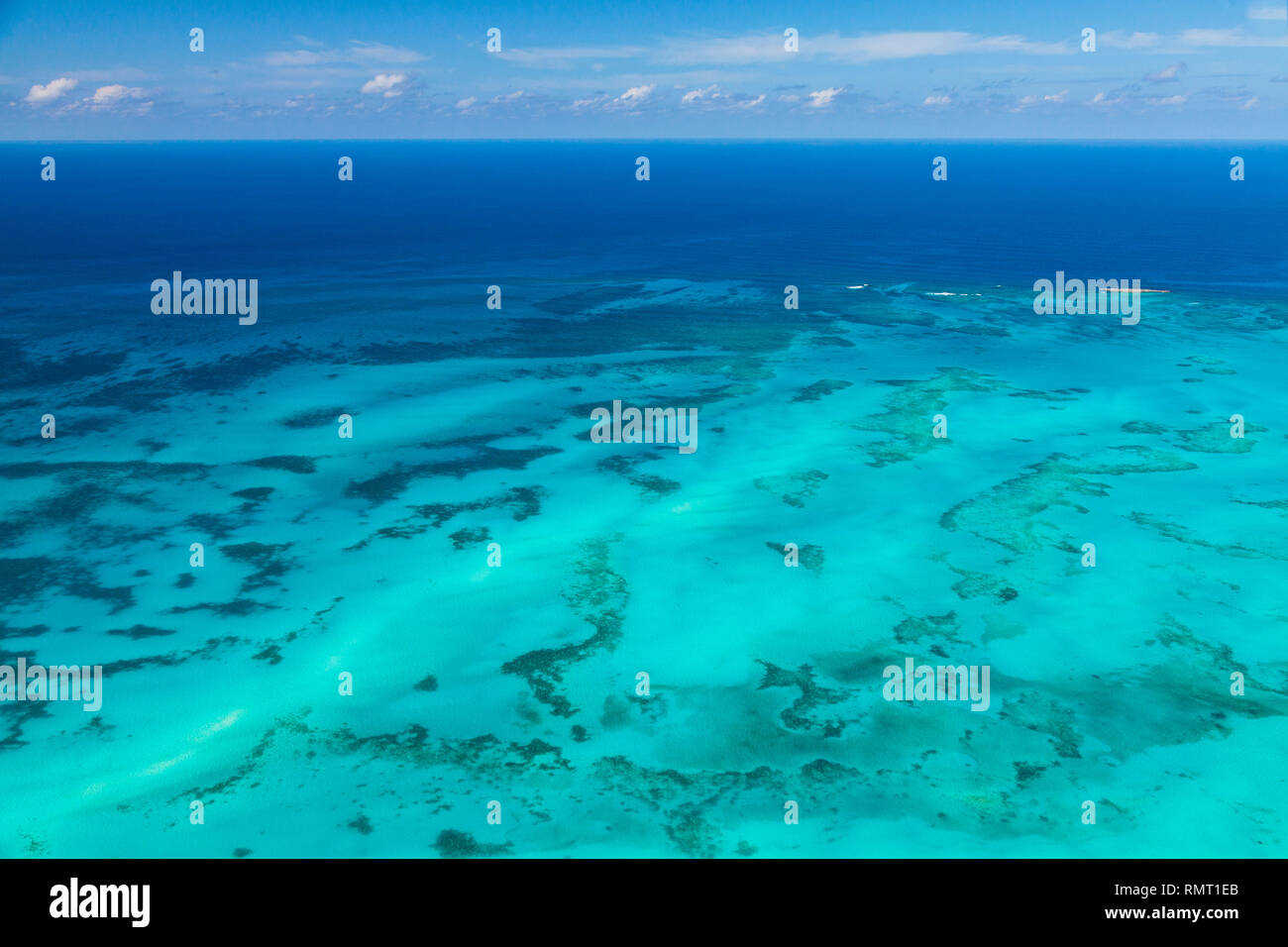 Aerial view nassau bahamas america hi-res stock photography and images ...