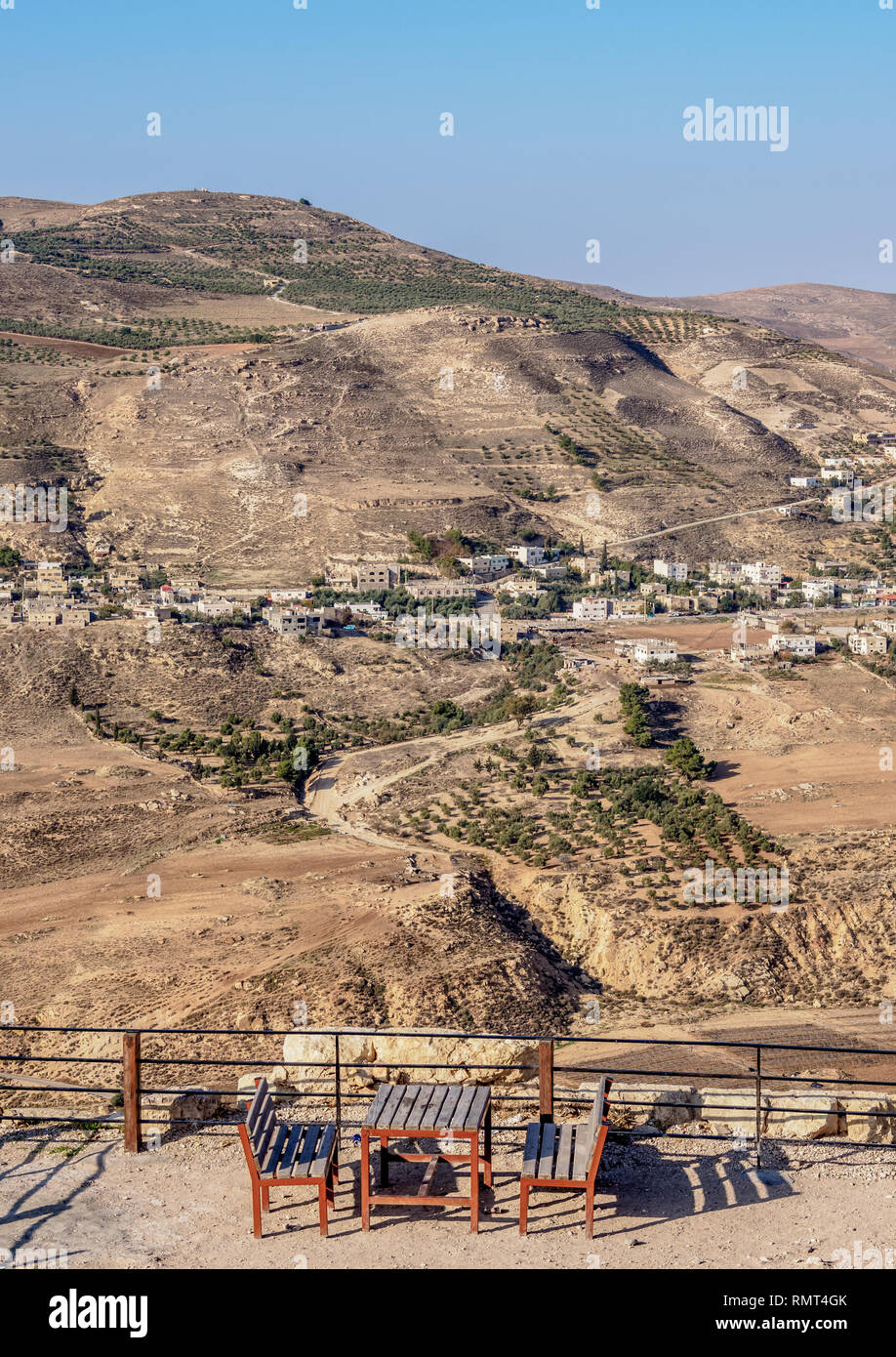 Kerak Castle, Al-Karak, Karak Governorate, Jordan Stock Photo - Alamy