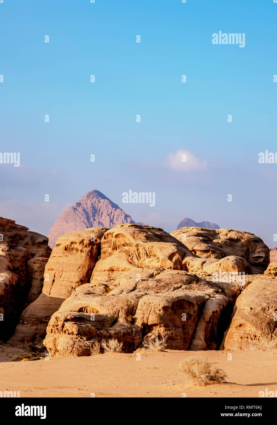 Landscape of Wadi Rum, Aqaba Governorate, Jordan Stock Photo - Alamy