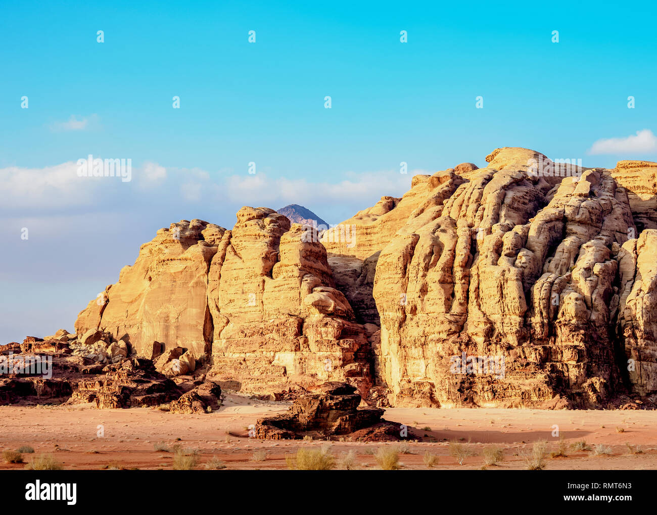 Landscape of Wadi Rum, Aqaba Governorate, Jordan Stock Photo - Alamy