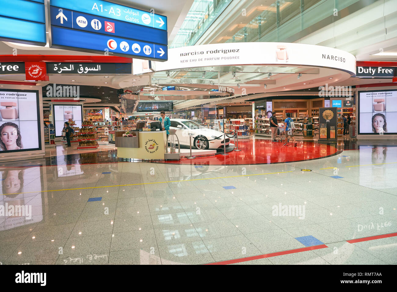 DUBAI, UAE - MAY 13, 2016: inside of Dubai International Airport. Dubai ...