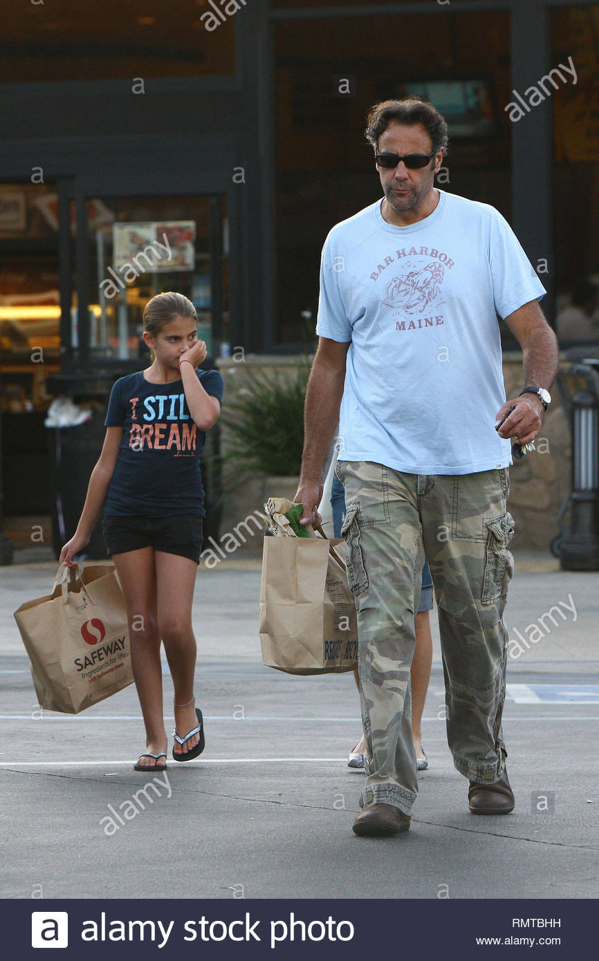 Brad Garrett Stock Photos & Brad Garrett Stock Images - Alamy