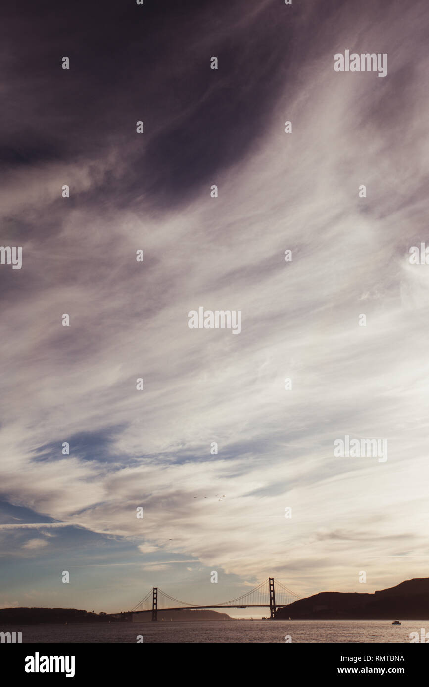 Golden Gate Bridge at golden hour Stock Photo - Alamy