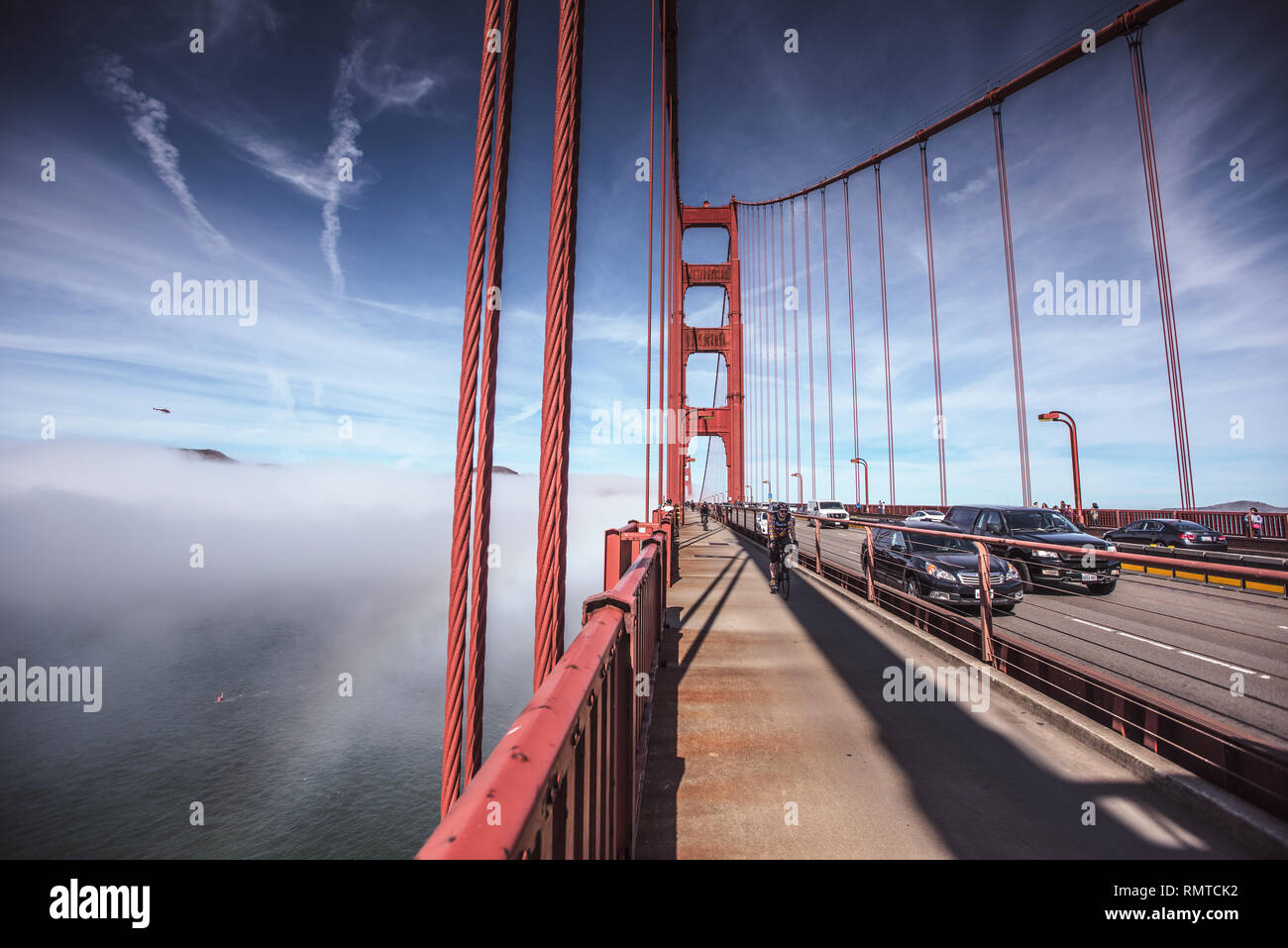 Golden gate bridge fog hi-res stock photography and images - Alamy