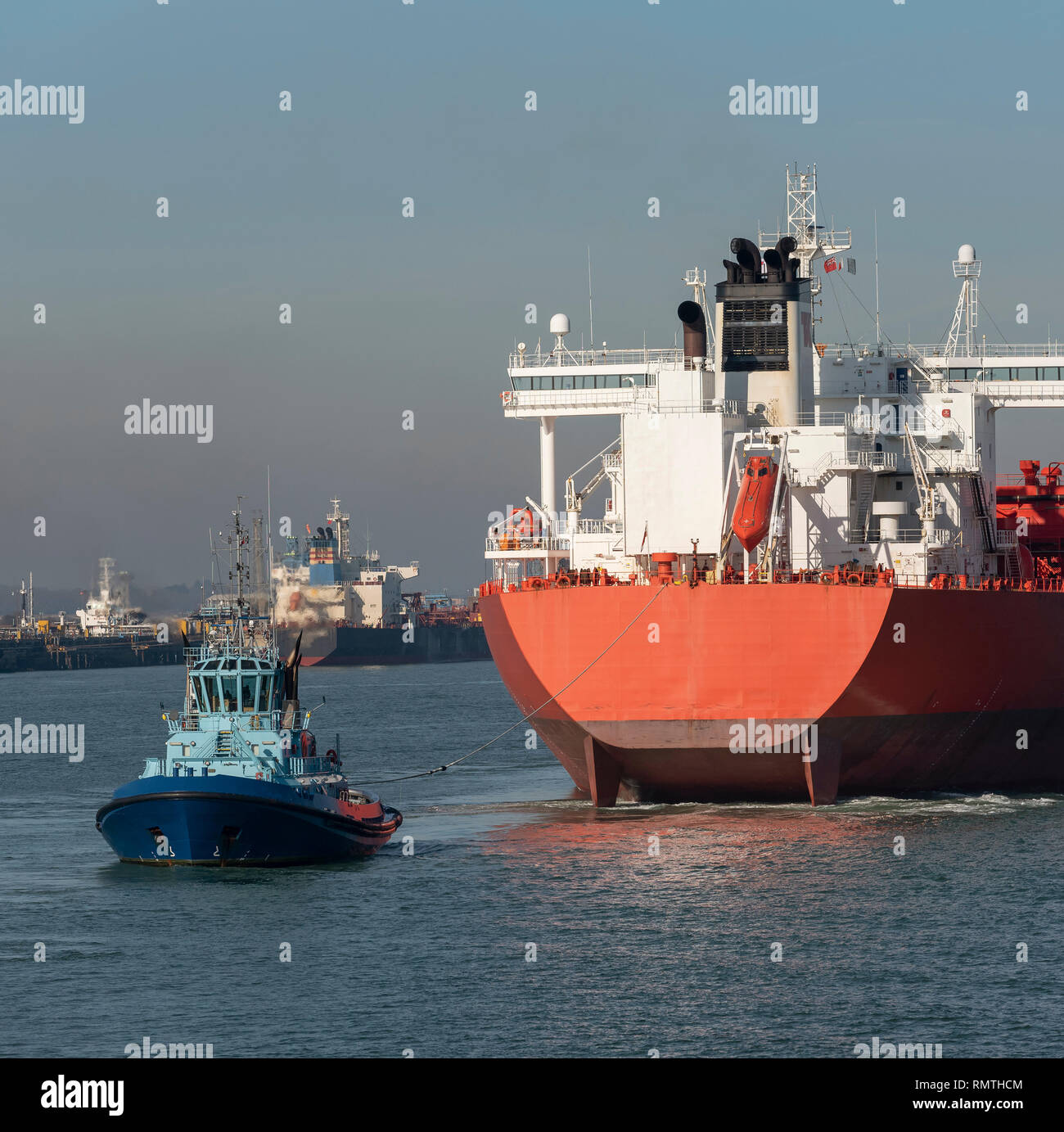 Oil Tanker At Berth Stock Photos & Oil Tanker At Berth Stock Images - Alamy