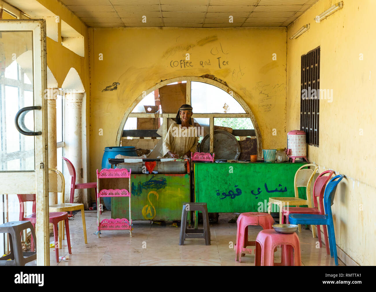 Chef cooking in a local restaurant, Khartoum State, Khartoum, Sudan ...