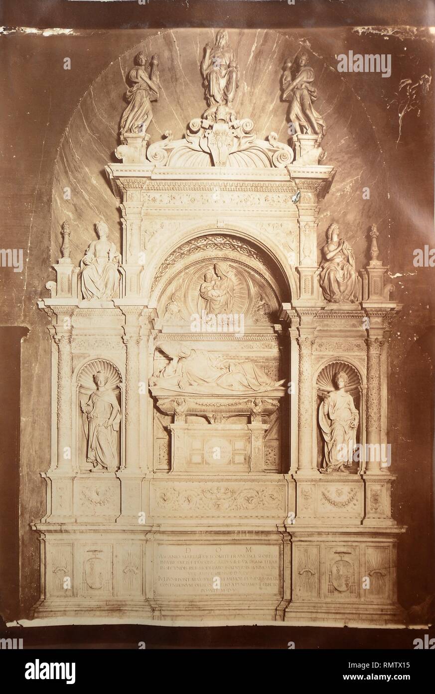 Monumento de sforza hi-res stock photography and images - Alamy