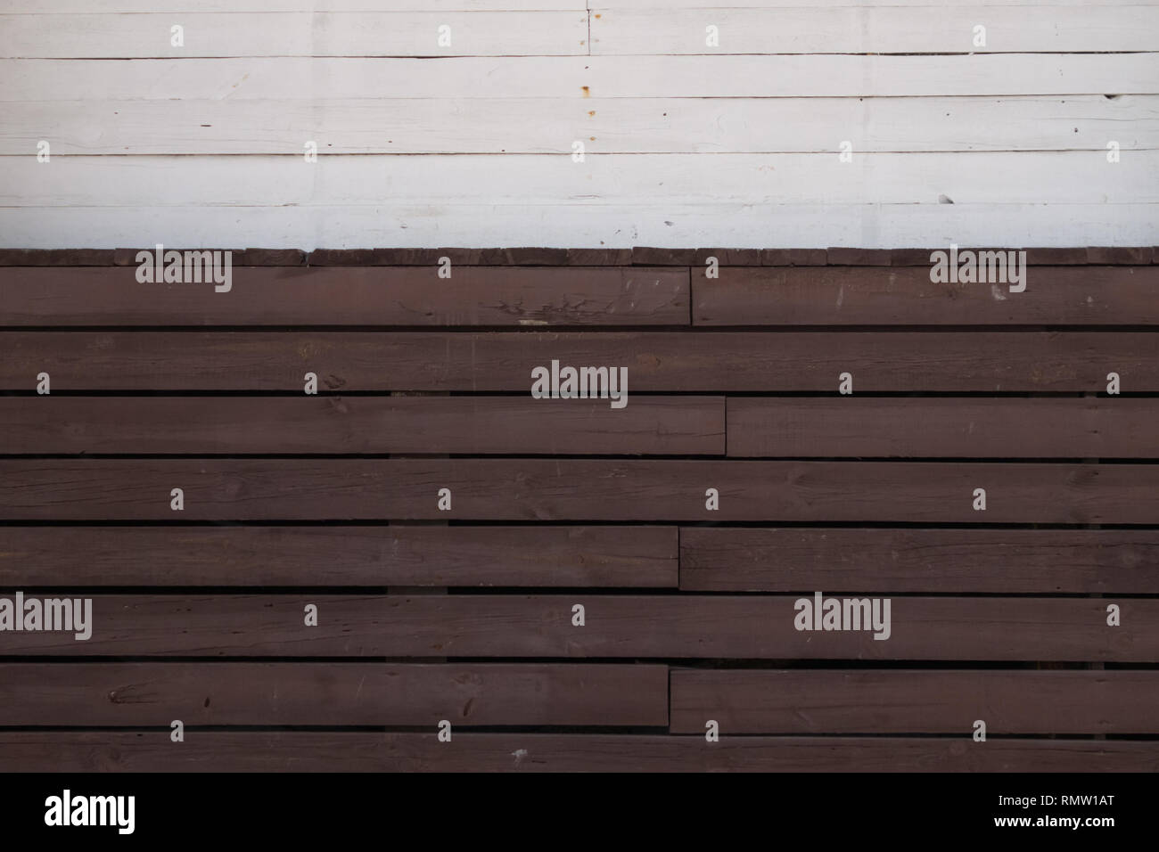 Precious wood texture. Of rustic aspect and dark, ocher, brown, toasted, black tones. The veins ...