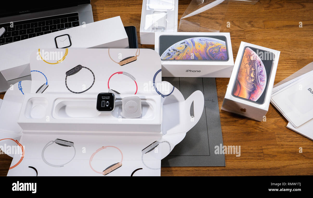 PARIS, FRANCE - SEPTEMBER 21, 2018: Table with unboxing latest new ...