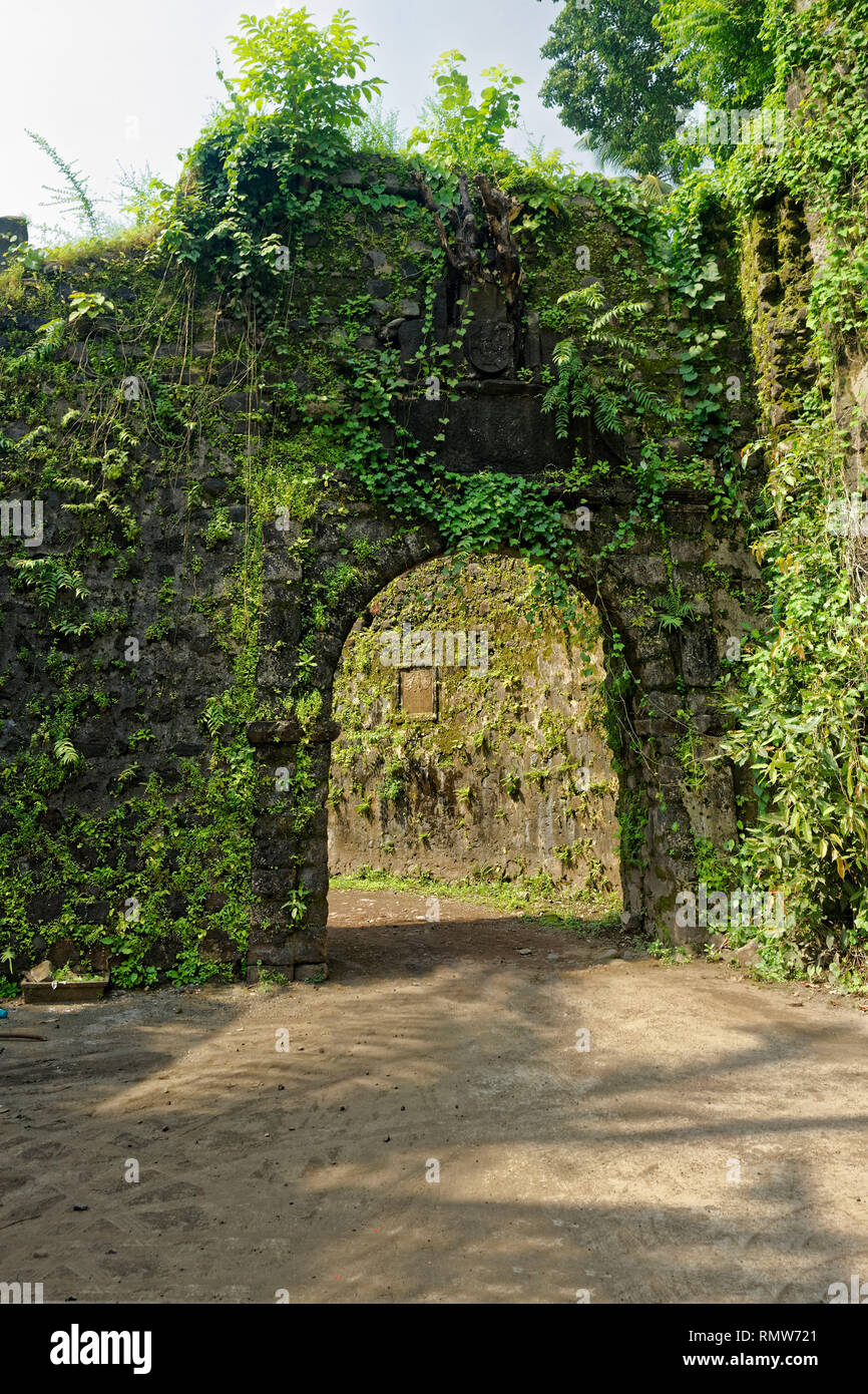 Revdanda fort gate, raigad, Maharashtra, India, Asia Stock Photo - Alamy