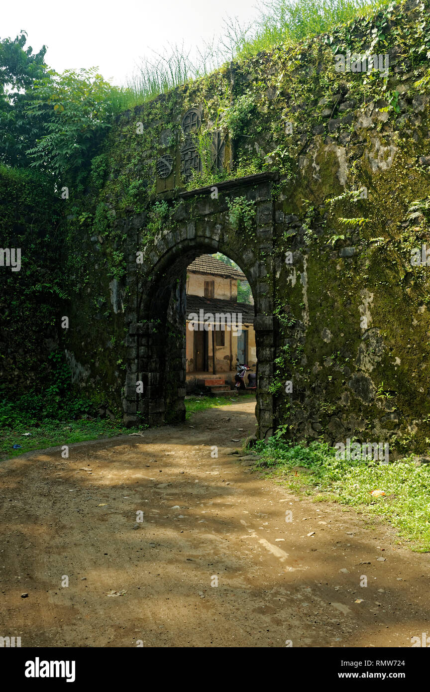 Revdanda fort hi-res stock photography and images - Alamy