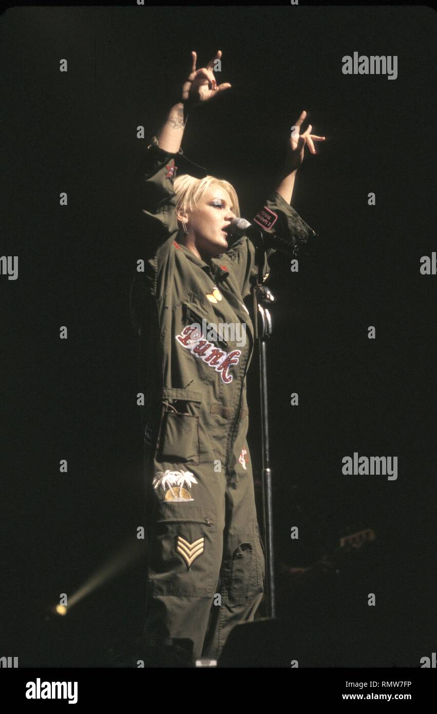 Alecia beth moore hi-res stock photography and images - Alamy