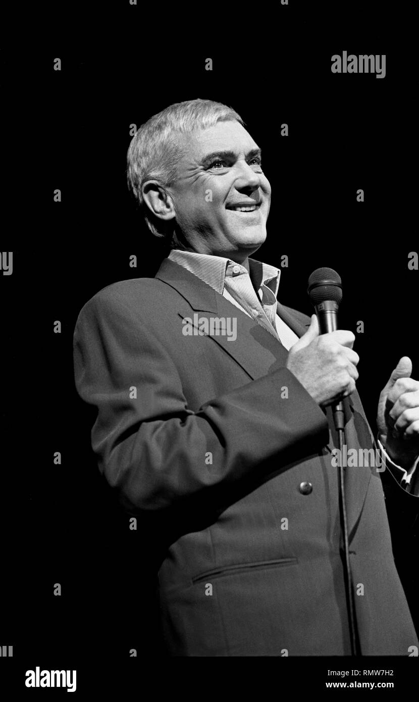 Singer and songwriter Gene Pitney is shown performing on stage during a ...
