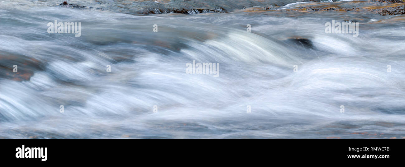 Flowing creek, Harbins Park, Gwinnett County, Georgia Stock Photo - Alamy