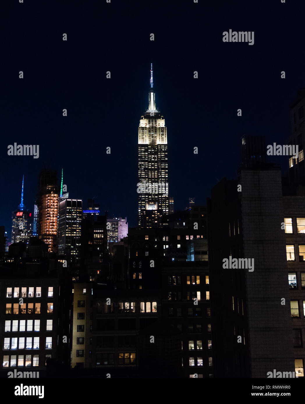 Beautiful Manhattan skyline vista at night Stock Photo - Alamy