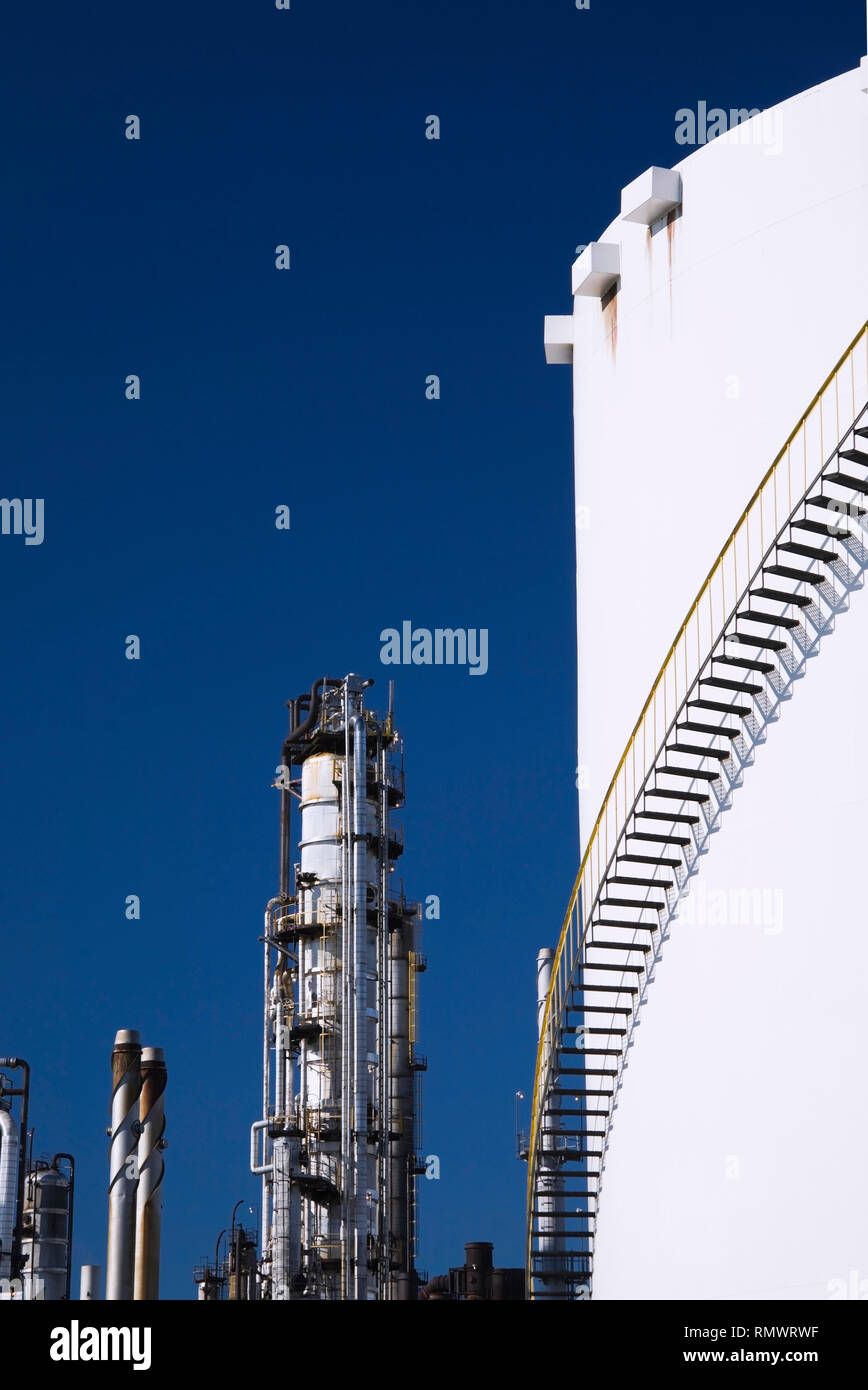 Refinery And Tank Storage Facility High Resolution Stock Photography ...