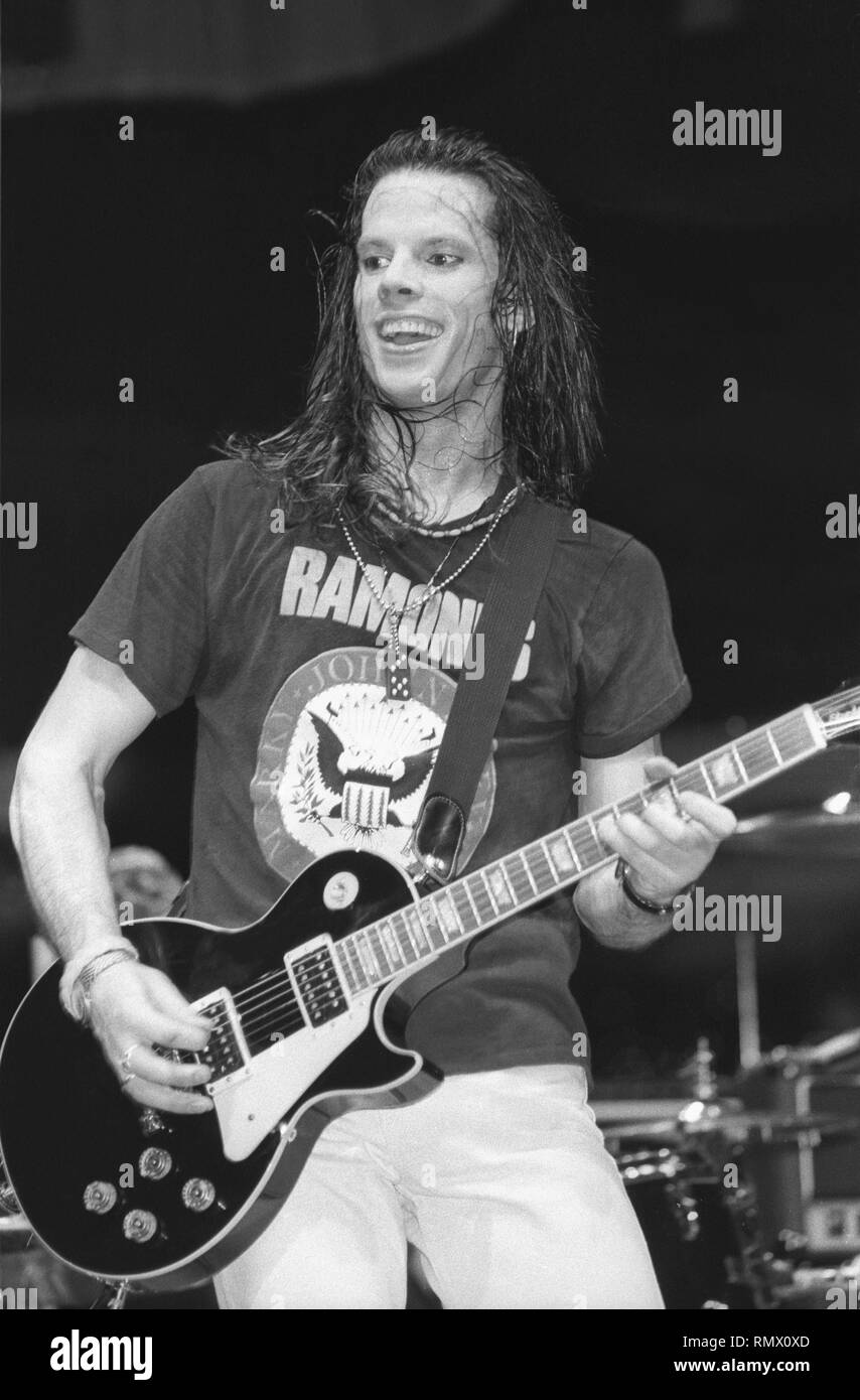 David minehan hi-res stock photography and images - Alamy