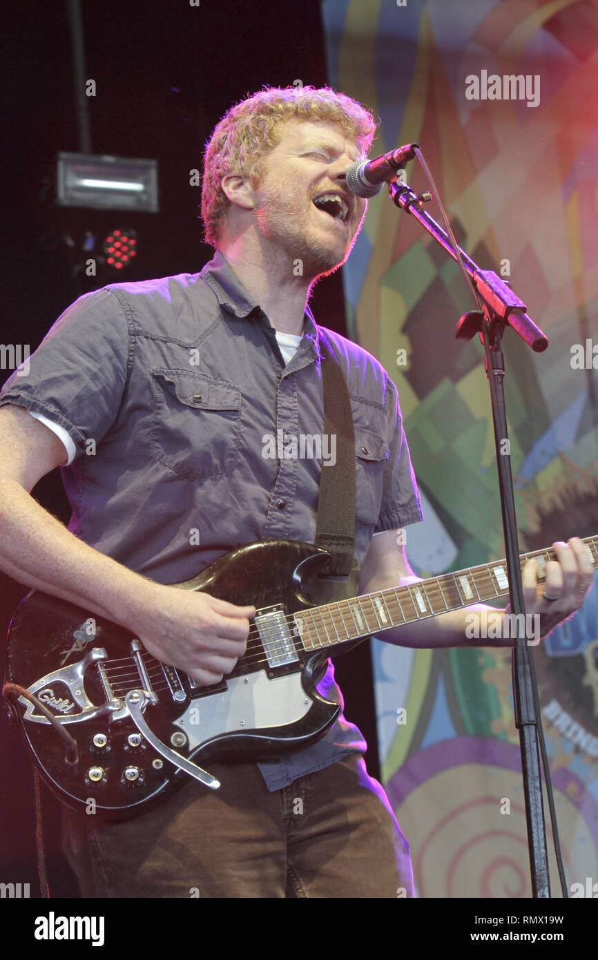 Singer, songwriter and guitarist Carl Newman is shown performing on ...