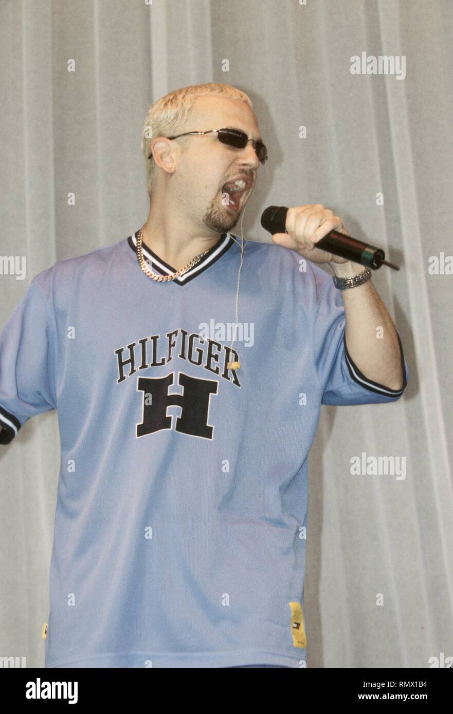 98 degrees hi-res stock photography and images - Alamy