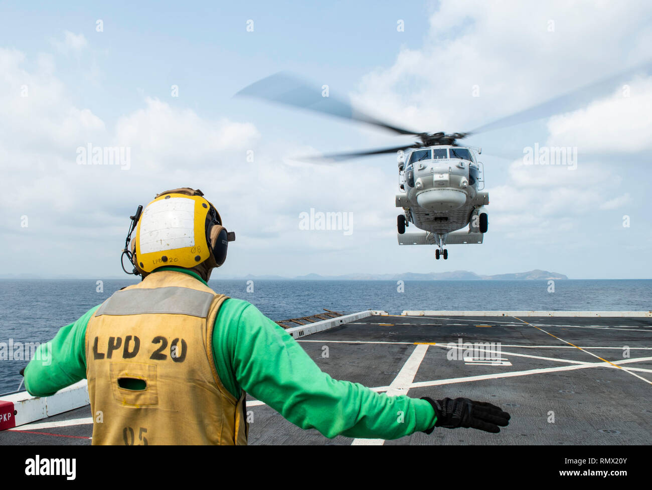 U s navy aviation structural mechanic hi-res stock photography and ...