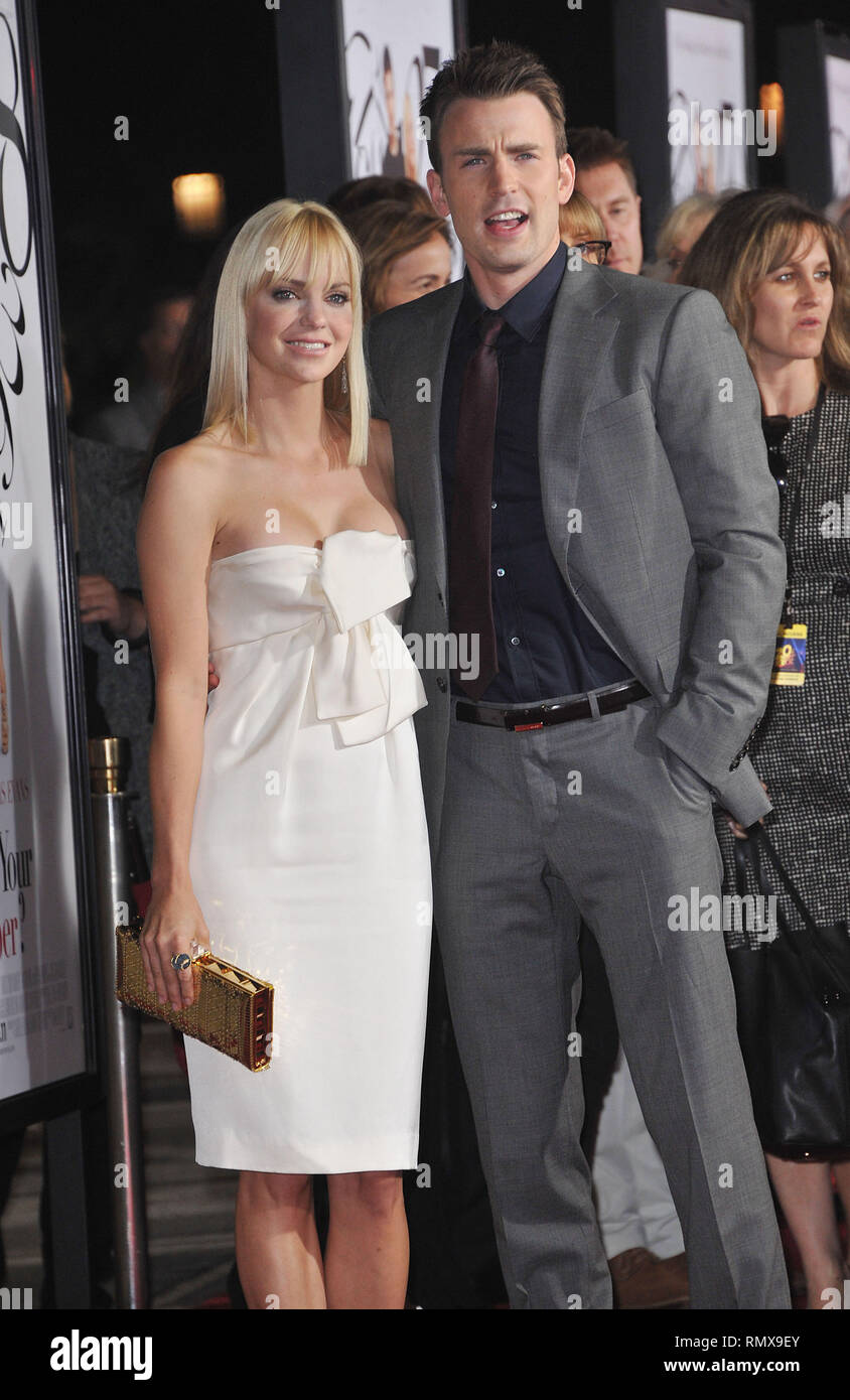 Anna Farris, Chris Evans at the What's Your Number? Premiere at the ...