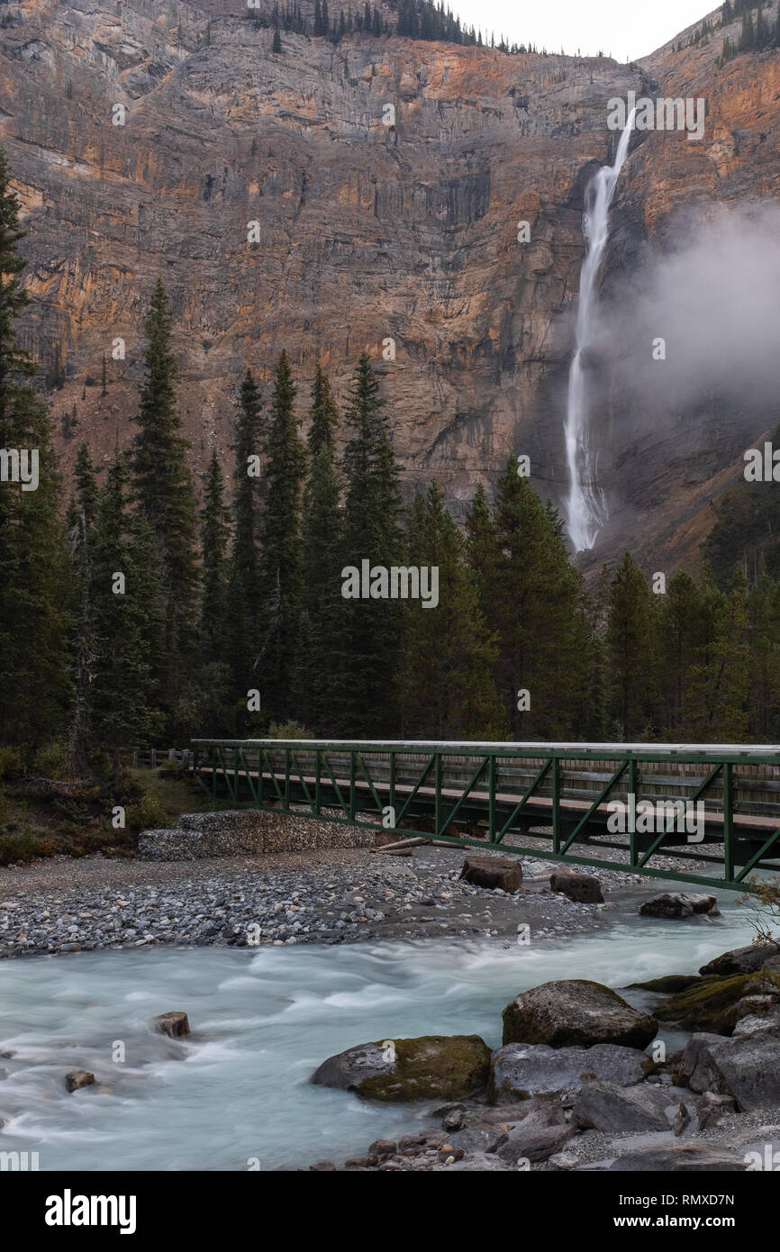 Slow motion shot falling waterfall hi-res stock photography and images ...