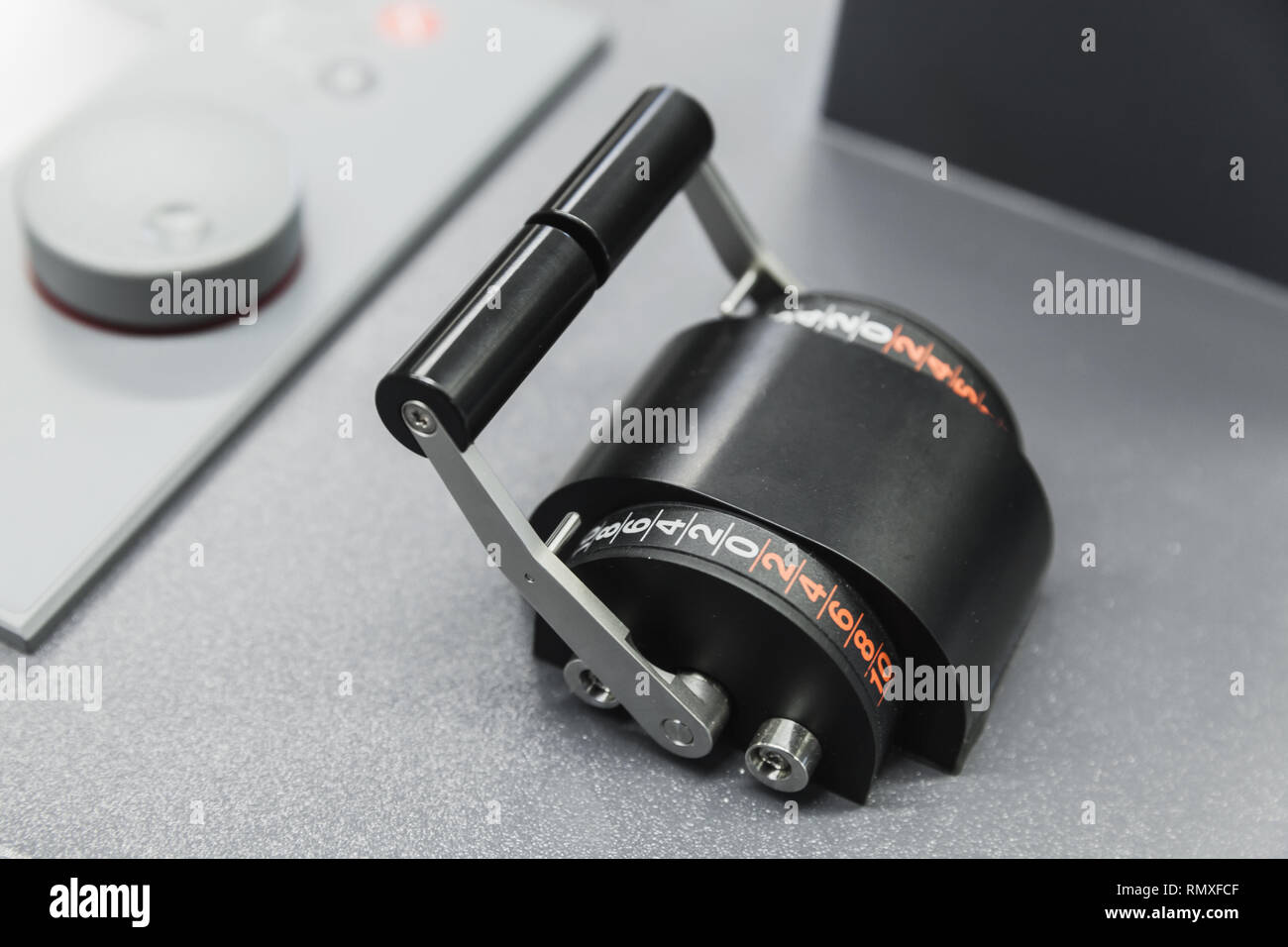 Throttle boat hi-res stock photography and images - Alamy