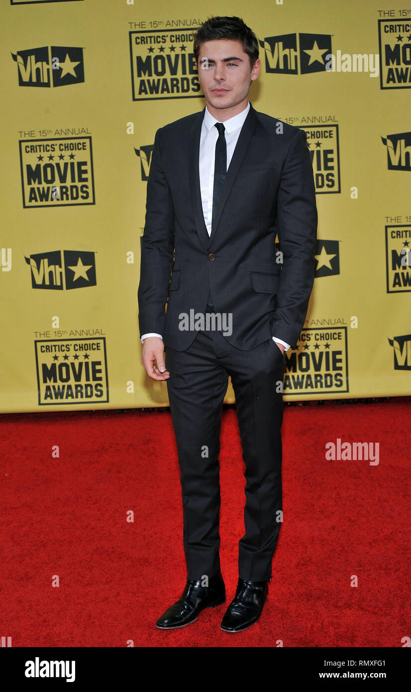 27 zac efron 027 red carpet event hi-res stock photography and images ...
