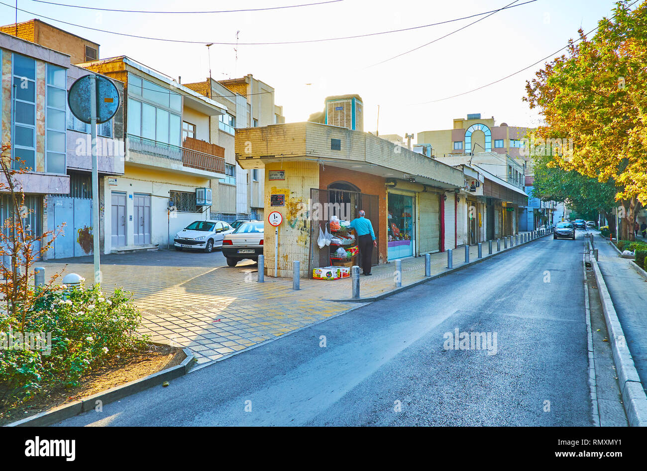 ISFAHAN, IRAN - OCTOBER 21, 2017: The shady street in New Julfa ...