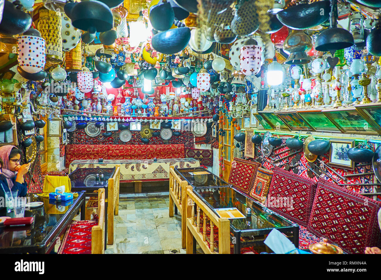 Isfahan iran tea house hi-res stock photography and images - Alamy