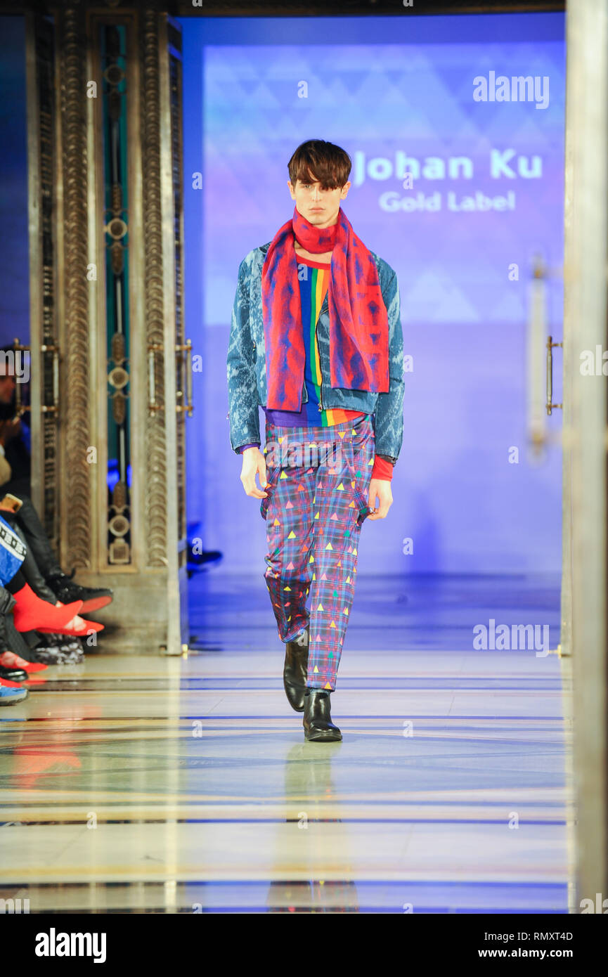 Male model catwalk hi-res stock photography and images - Alamy