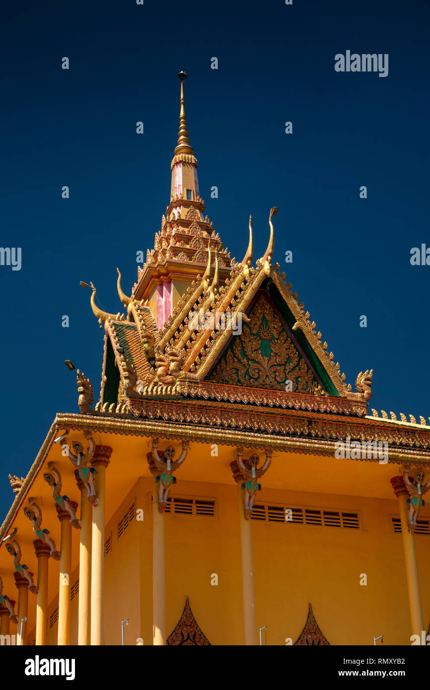 Cambodia, Phnom Penh, Koh Dach, Silk Island, Wat Chong Koh monastery ...