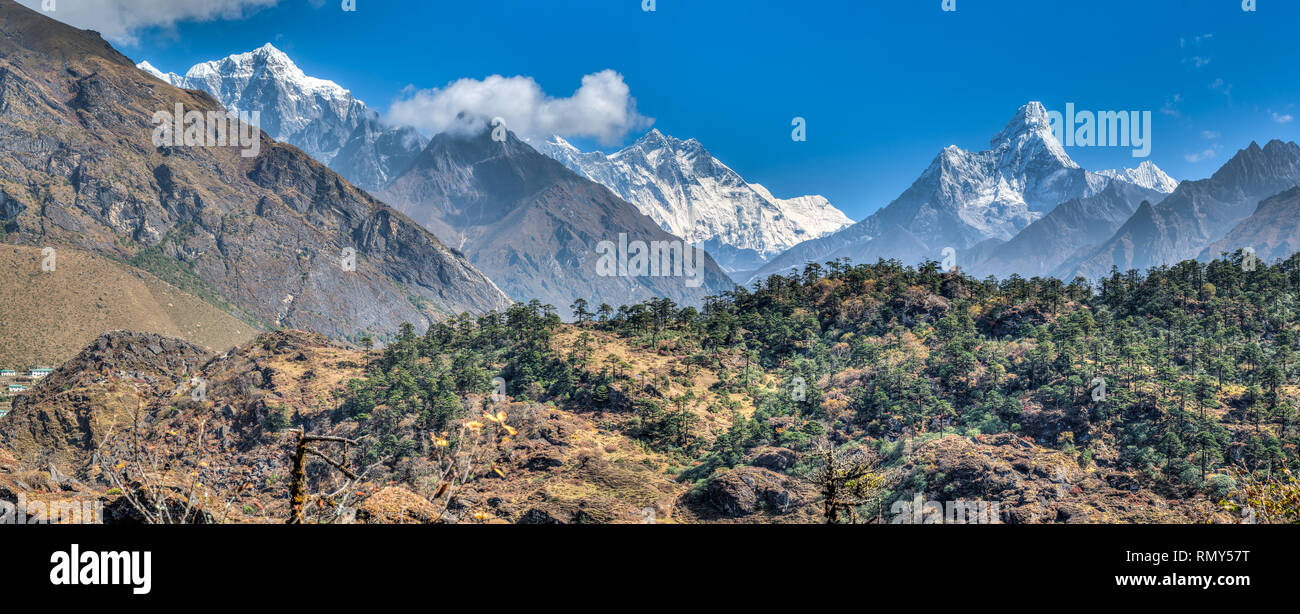 Panorama of the Himalayan Mountain Range in Nepal Stock Photo - Alamy