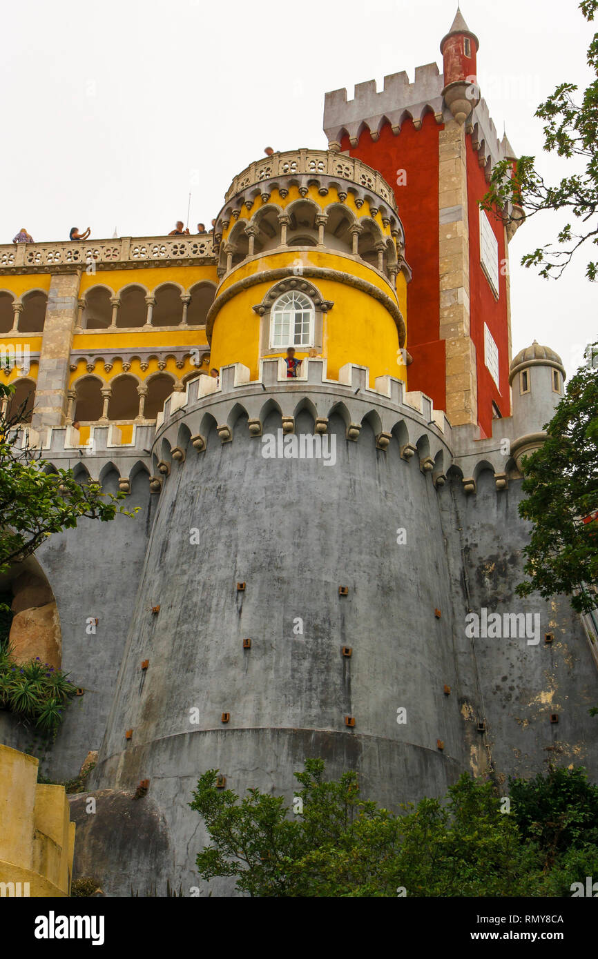 Old buildings sintra portugal hi-res stock photography and images - Alamy