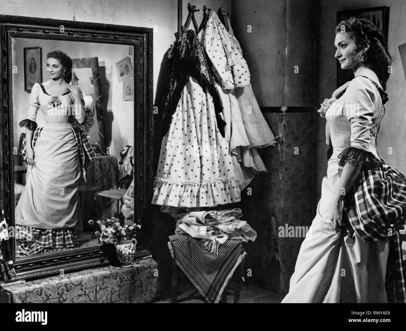 Original film title: LA ROSA ROJA. English title: LA ROSA ROJA. Year ...