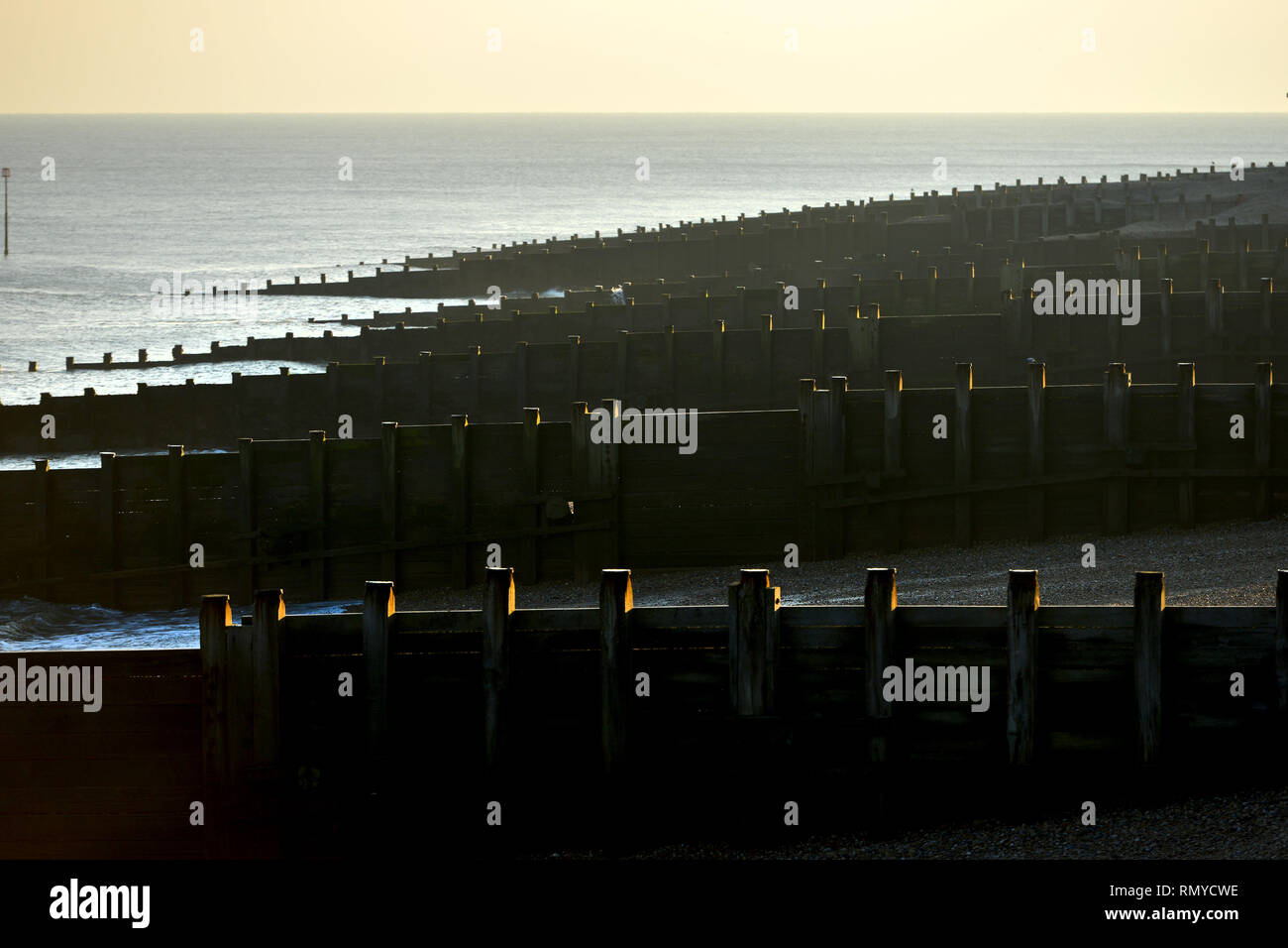 Groynes on beach to prevent erosion hi-res stock photography and images ...