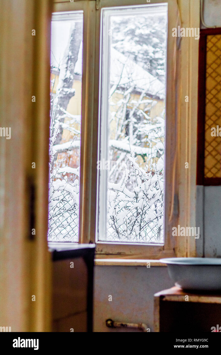 Old house interior hi-res stock photography and images - Alamy