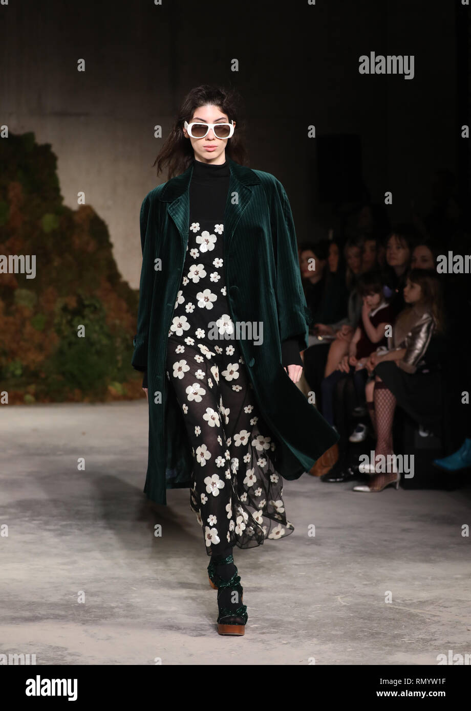 Models on the catwalk during the Alexa Chung Autumn/Winter 2019 London ...